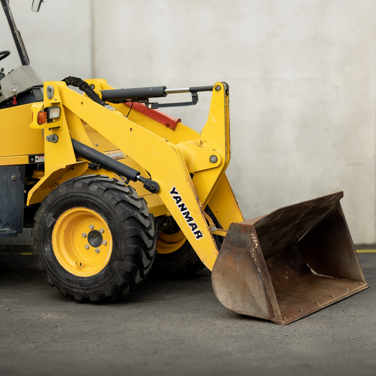 Yanmar V4 Loader - Ultraquip Hire